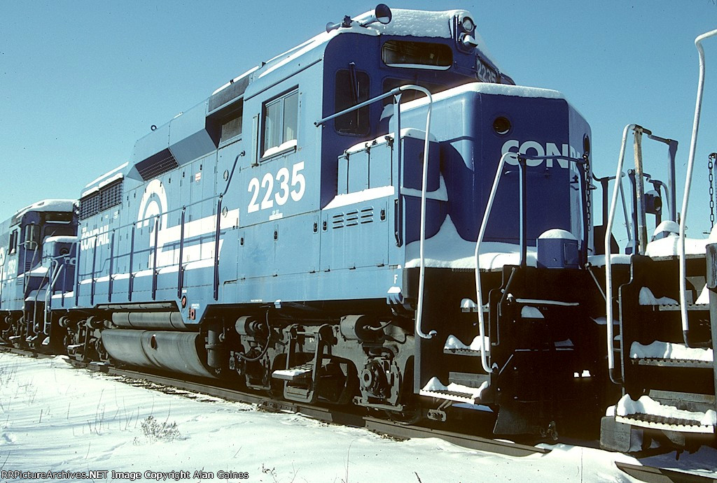 CR GP30 2235